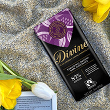 Welcome to the Official Divine Chocolate Online Store!